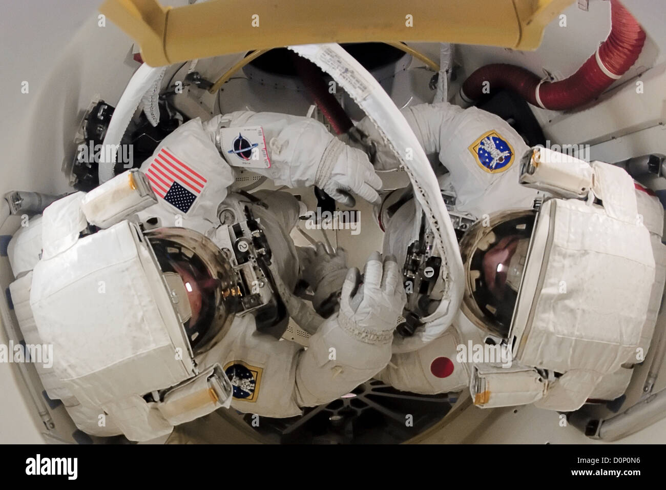 Shuttle spacewalk hi-res stock photography and images - Alamy