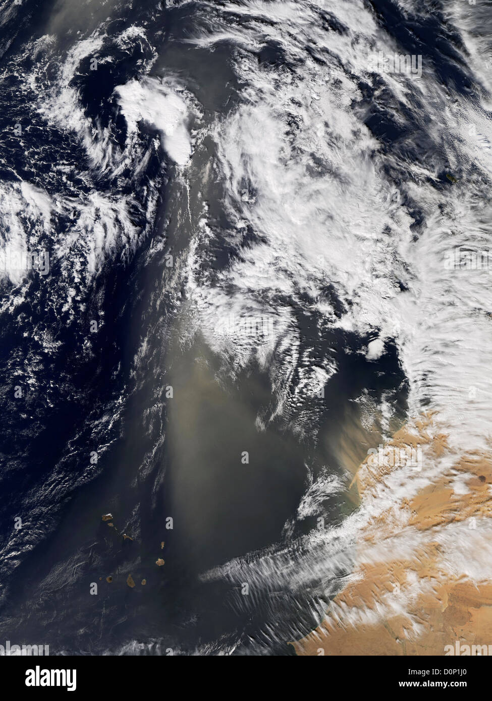 Saharan Dust Over Atlantic Ocean Stock Photo - Alamy