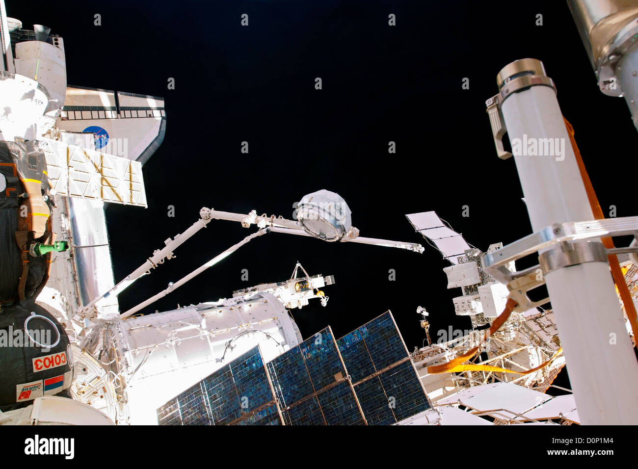 Cupola international space station hi-res stock photography and images ...