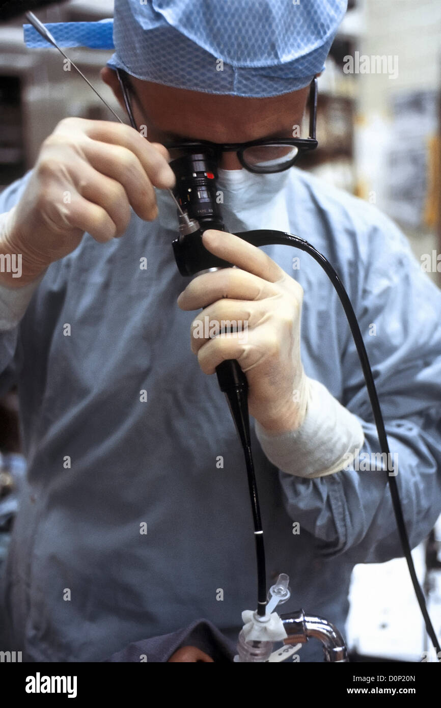 Bronchoscope hi-res stock photography and images - Alamy