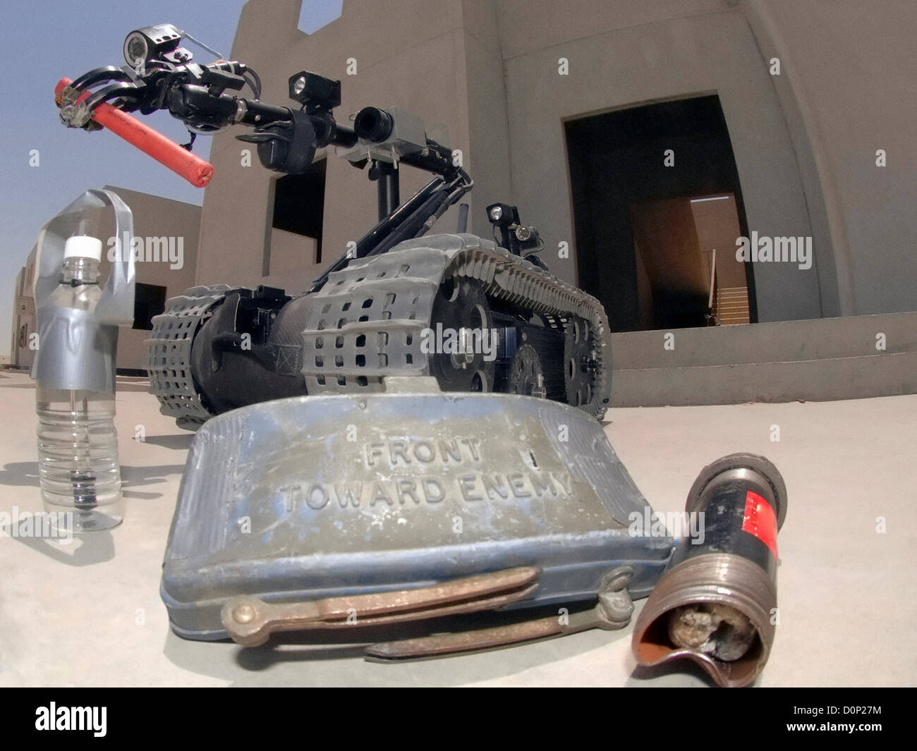 Talon robot hi-res stock photography and images - Alamy