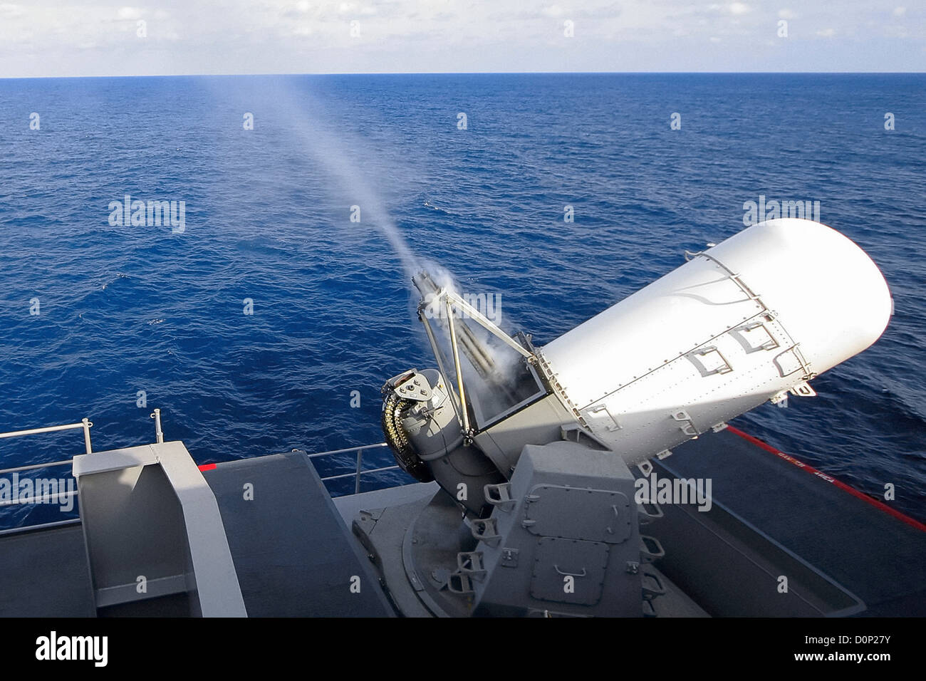 Firing weapons hi-res stock photography and images - Alamy