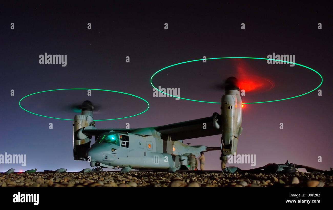 MV-22 Osprey Tilt-Rotor Aircraft Stock Photo - Alamy