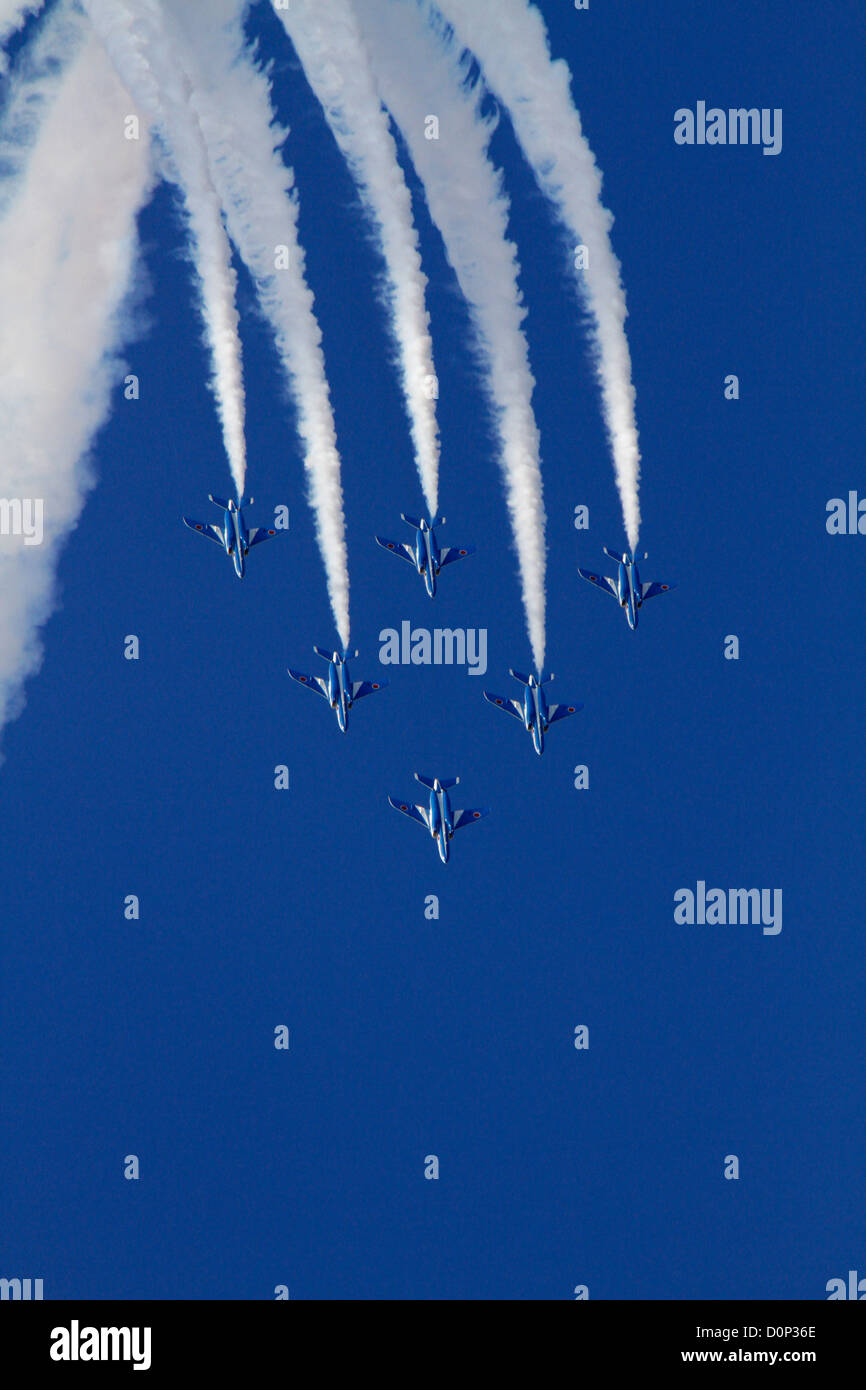 Aerobatic display hi-res stock photography and images - Alamy