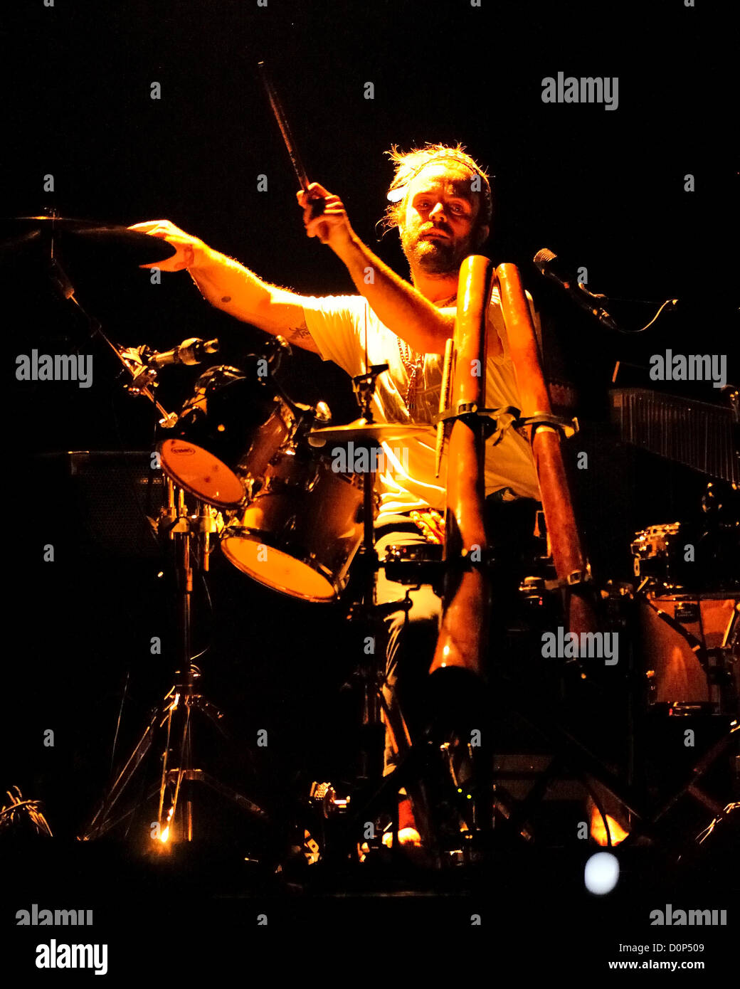 Xavier rudd concert hi-res stock photography and images - Alamy