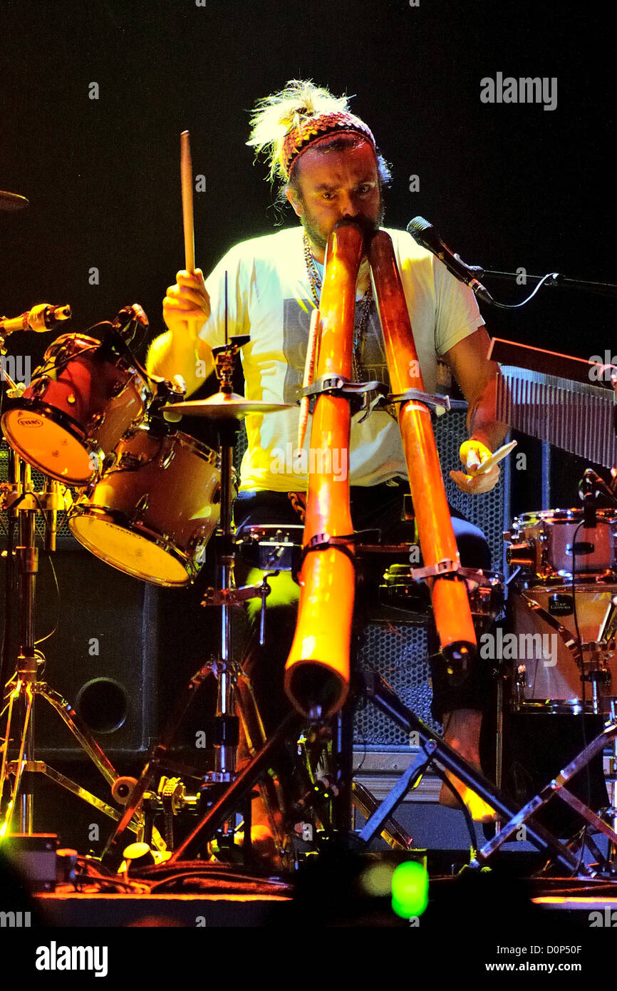 Xavier rudd australia hi-res stock photography and images - Alamy
