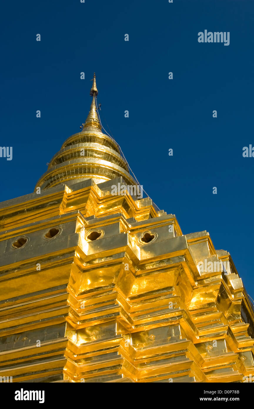 Golden stupa hi-res stock photography and images - Alamy