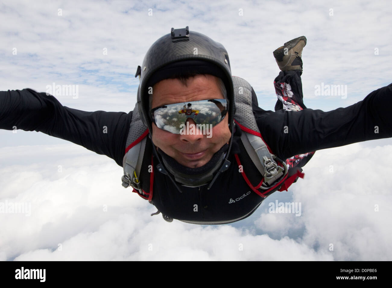 Man over 55 years is falling through the sky with over 120mph. He's ...
