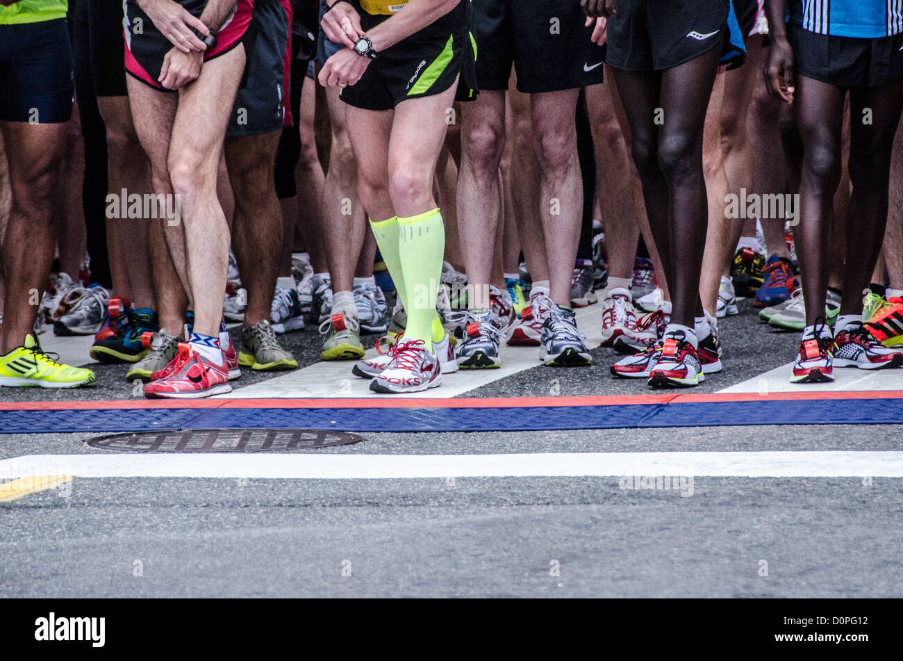 WASHINGTON DC, United States — Runners legs at the start line of the ...