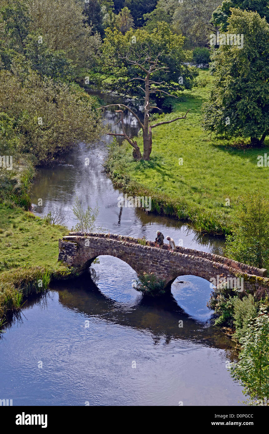 Haddon hall bridge hi-res stock photography and images - Alamy