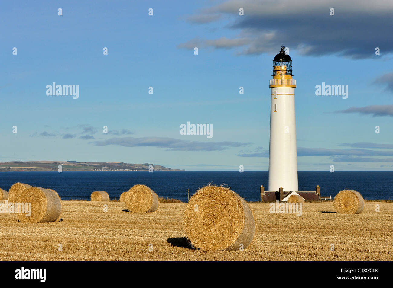 Scurdie Ness Lighthouse, Ferryden, Montrose, Scotland Stock Photo - Alamy