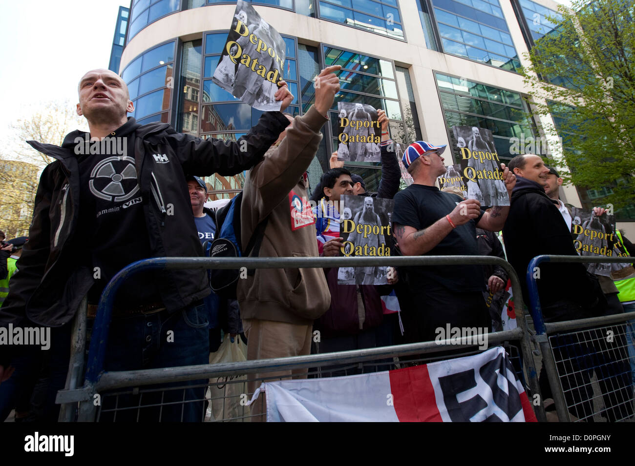 English defense league edl hi-res stock photography and images - Alamy