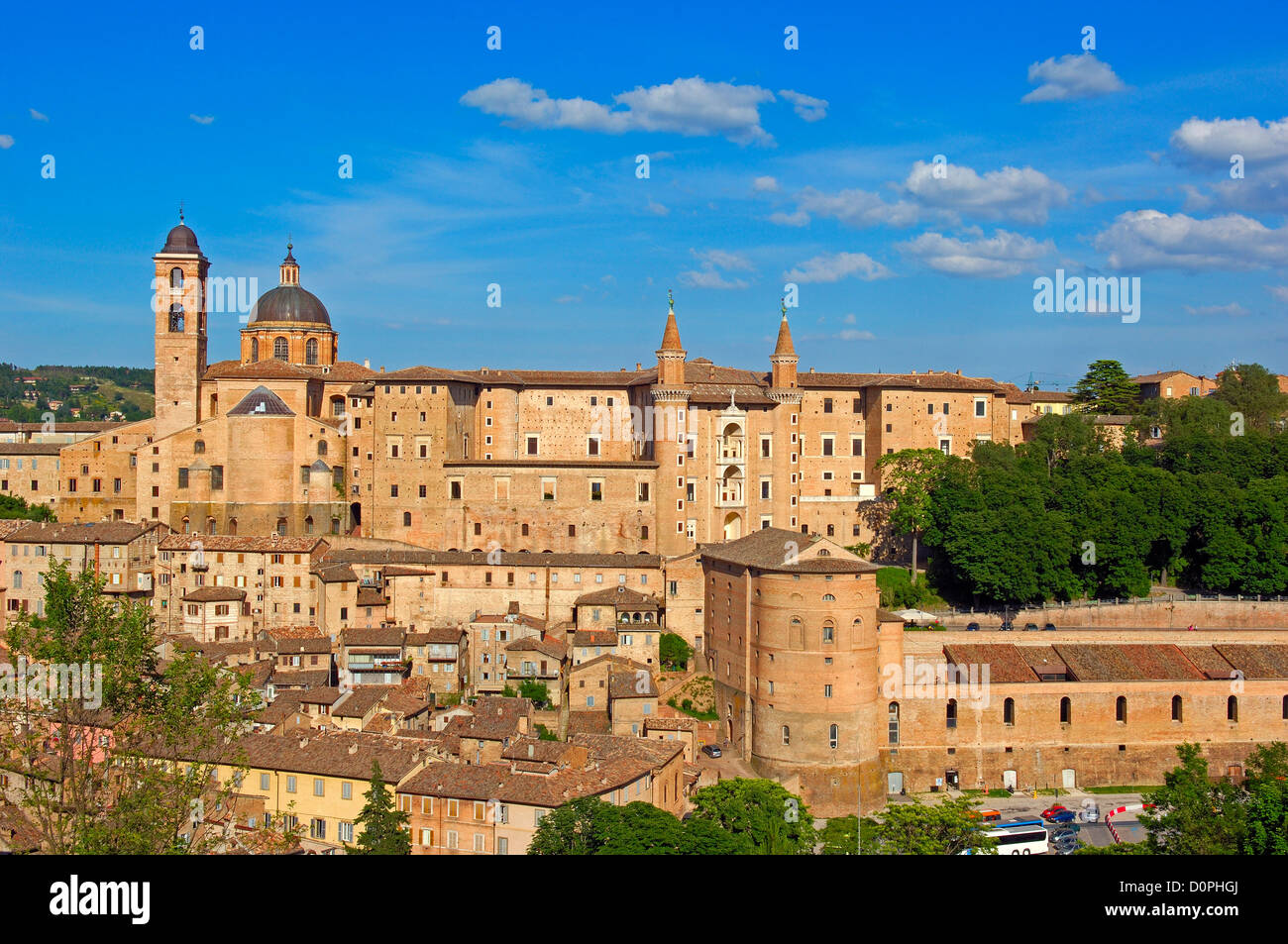 Urbino religious buildings hi-res stock photography and images - Alamy