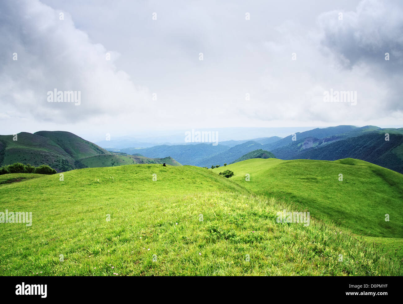 Clouds hill hi-res stock photography and images - Alamy