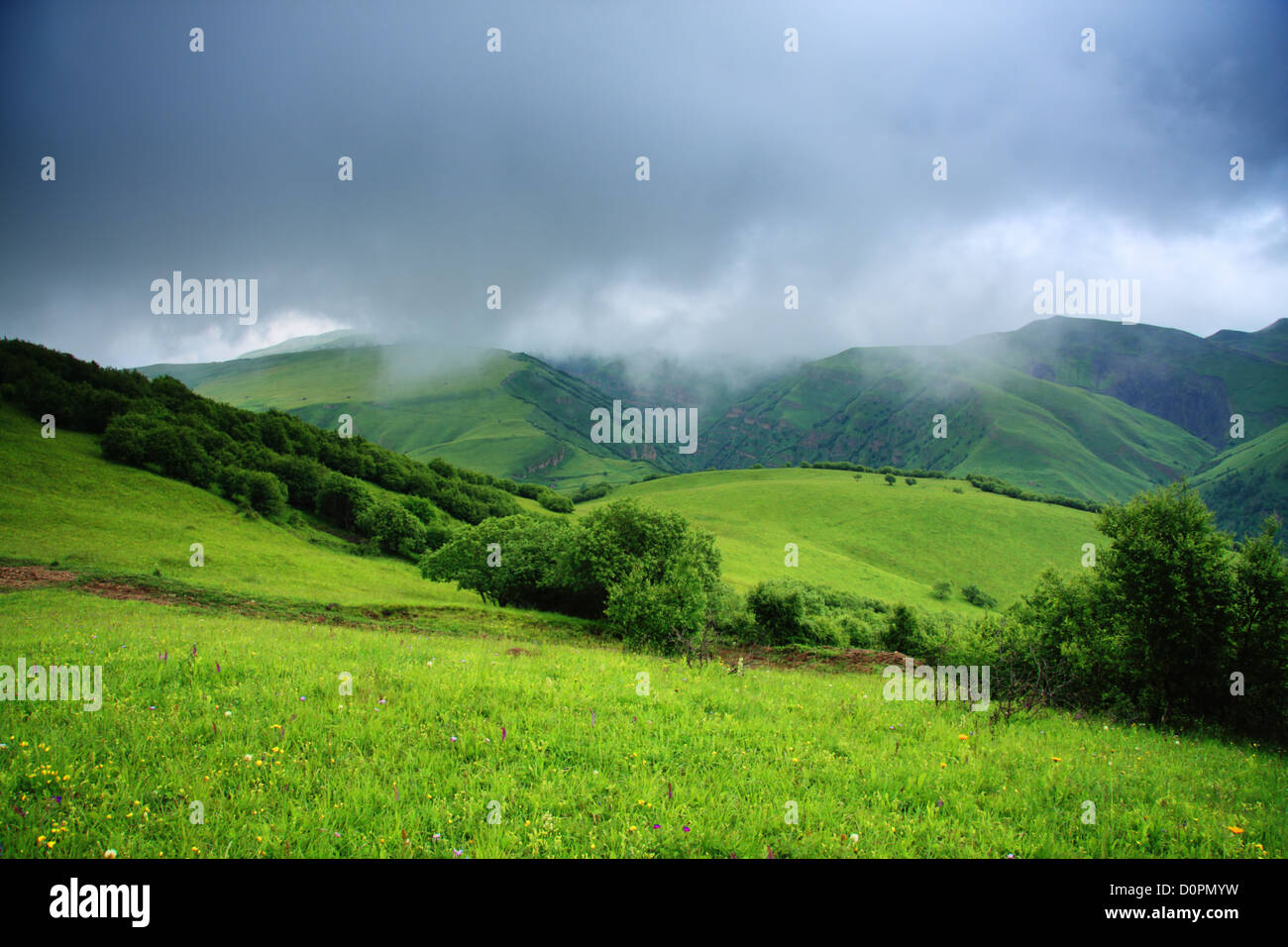 Oncoming clouds hi-res stock photography and images - Alamy