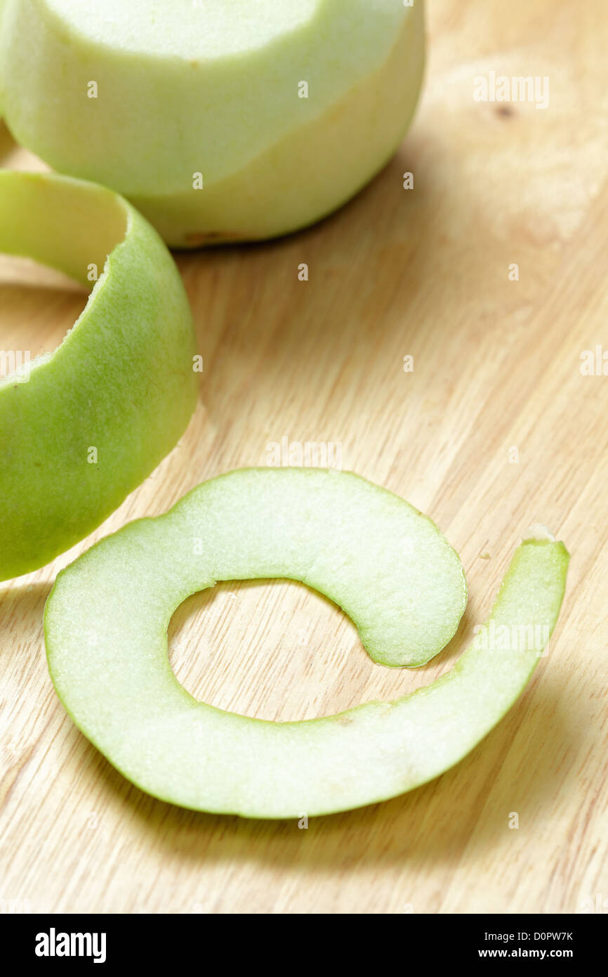 Green apple peel Stock Photo - Alamy