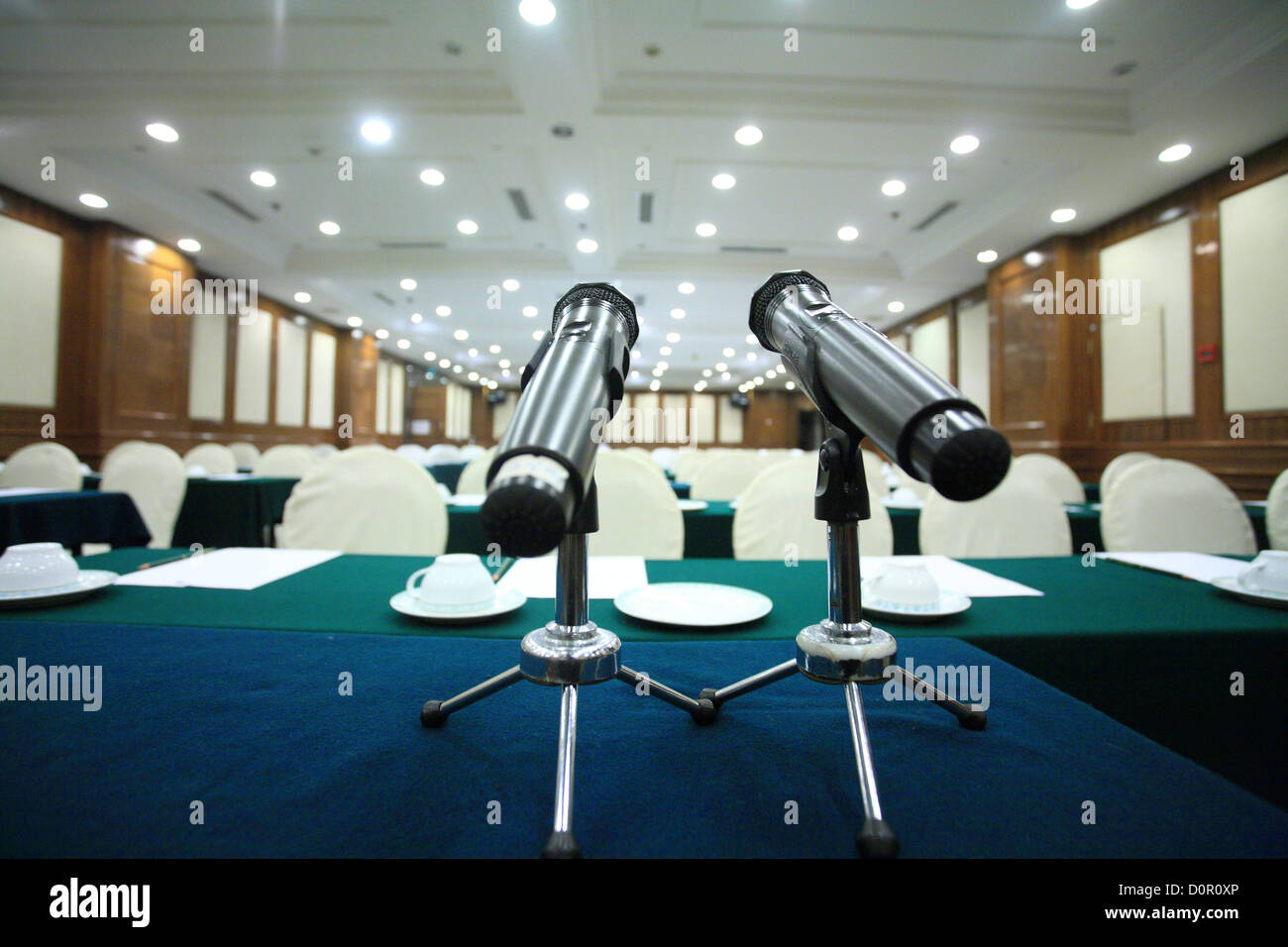 microphone in a big conference hall Stock Photo - Alamy