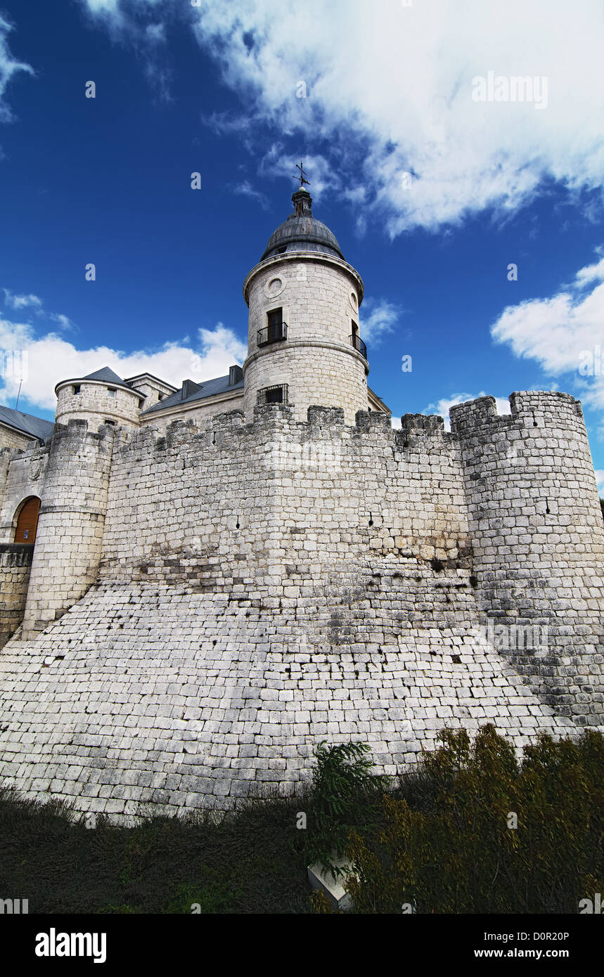 Castle of Simancas, Valladolid Stock Photo - Alamy