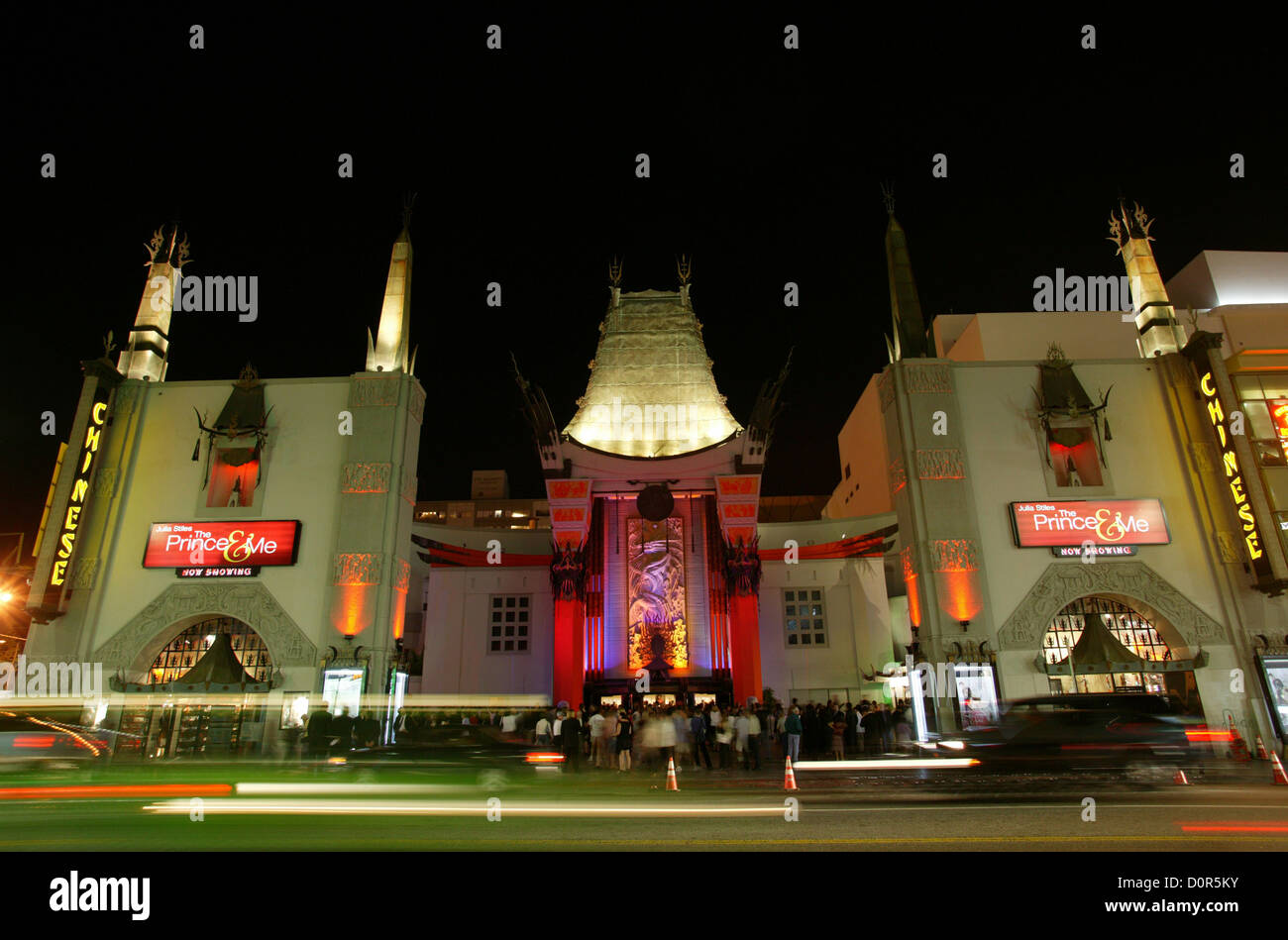 Grauman's Chinese Theatre, Hollywood, CA Stock Photo - Alamy