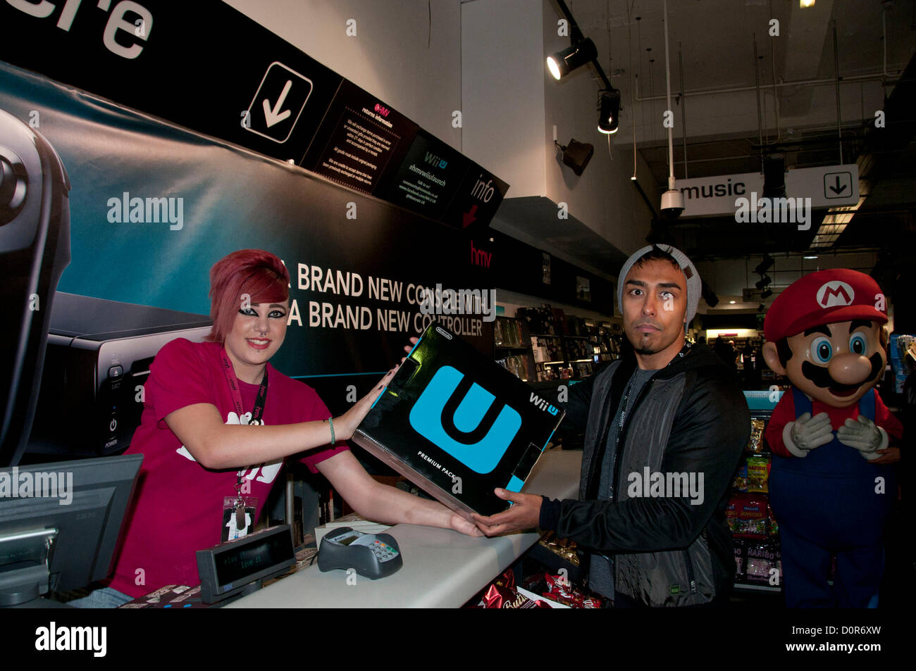 New super mario bros wii hi-res stock photography and images - Alamy