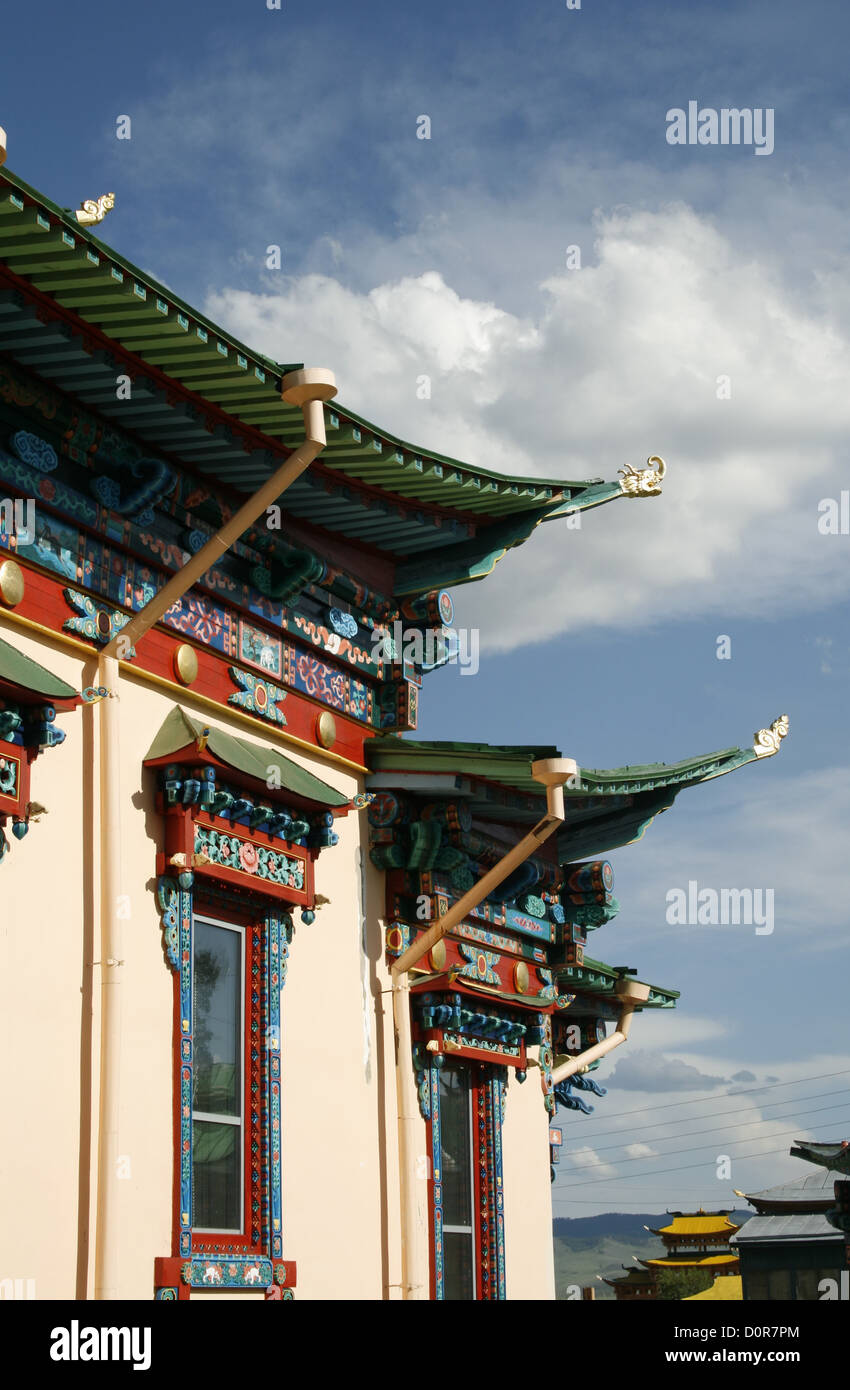 Fragment of facade Buddhist monastery Stock Photo - Alamy