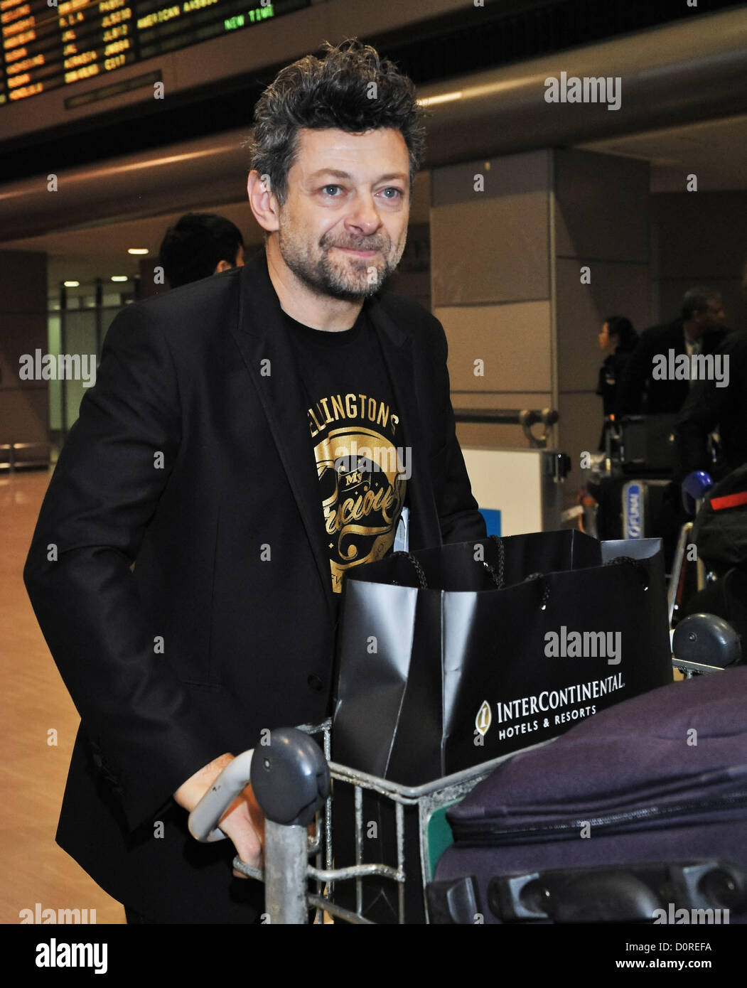 Nov 30, 2012. Tokyo, Japan. Actor Andy Serkis arrives at Narita ...