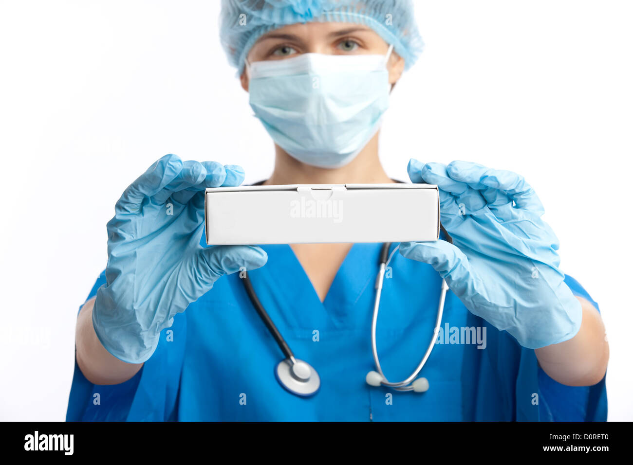 Doctor with box hi-res stock photography and images - Alamy
