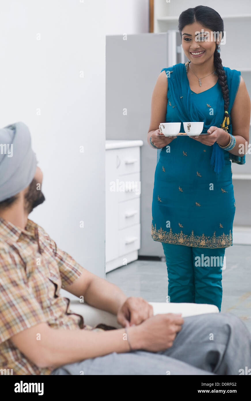 Side view young woman bringing hi-res stock photography and images - Alamy