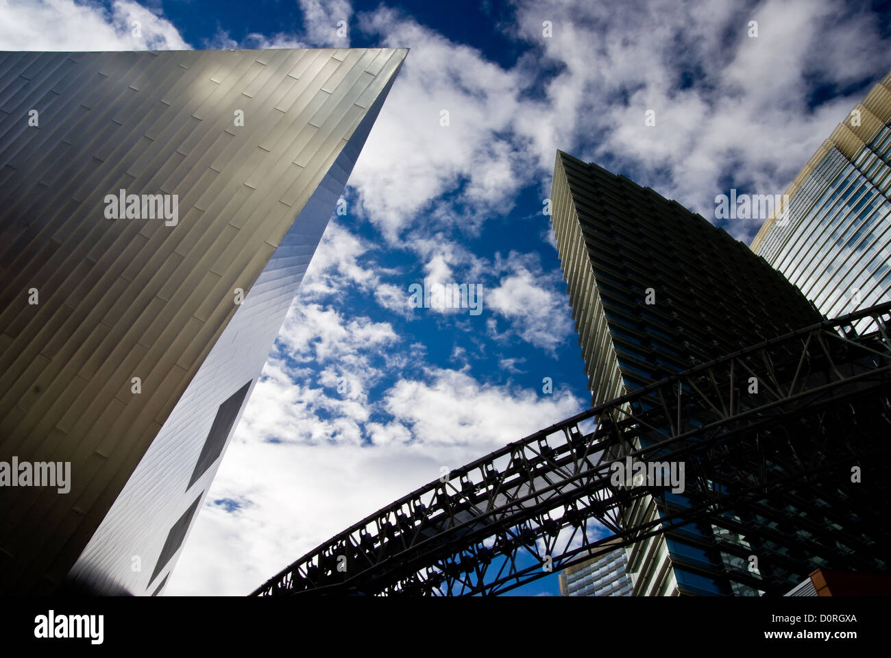 Ultra modern architecture hi-res stock photography and images - Alamy