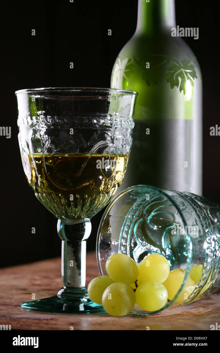 Two Goblets, Grape and Bottle Stock Photo - Alamy