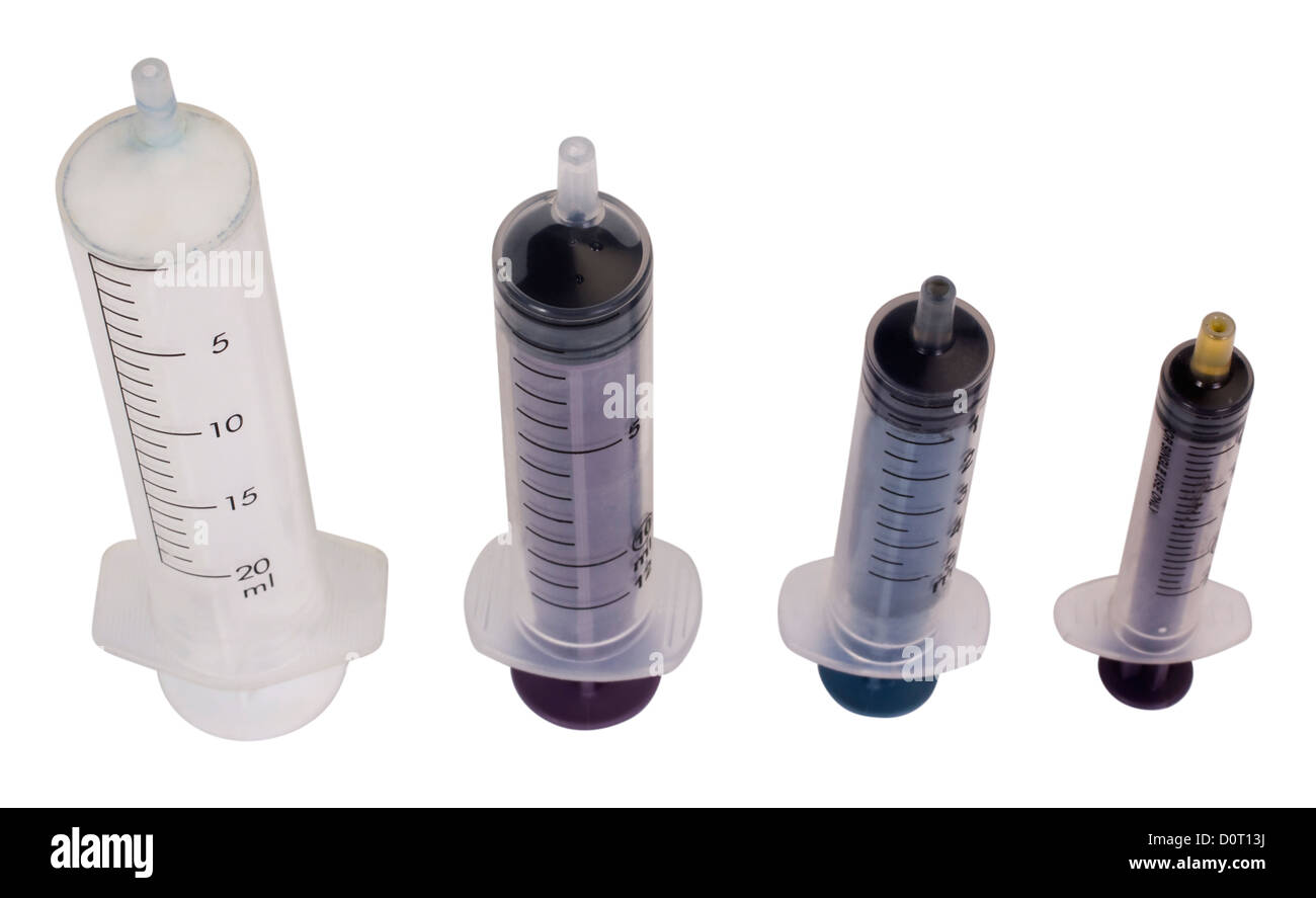 Arrangement of syringes hi-res stock photography and images - Alamy