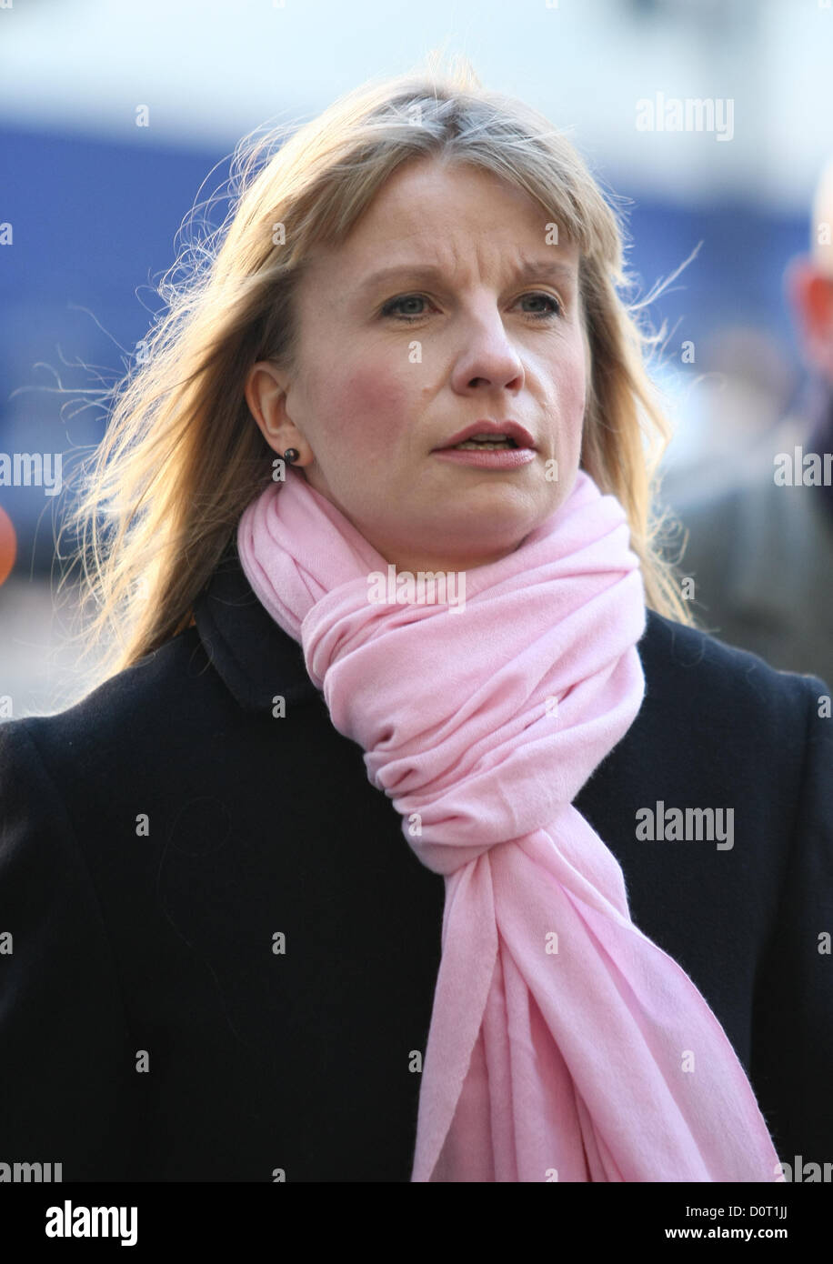 BETTINA JORDAN-BARBER REBEKAH BROOKS AND ANDY COULSON ARRIVE AT COURT ...
