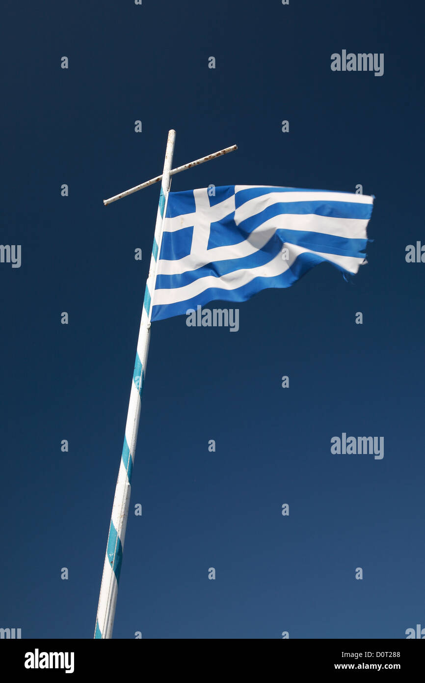 Greek Flag flapping in the wind against a blue sky Stock Photo - Alamy