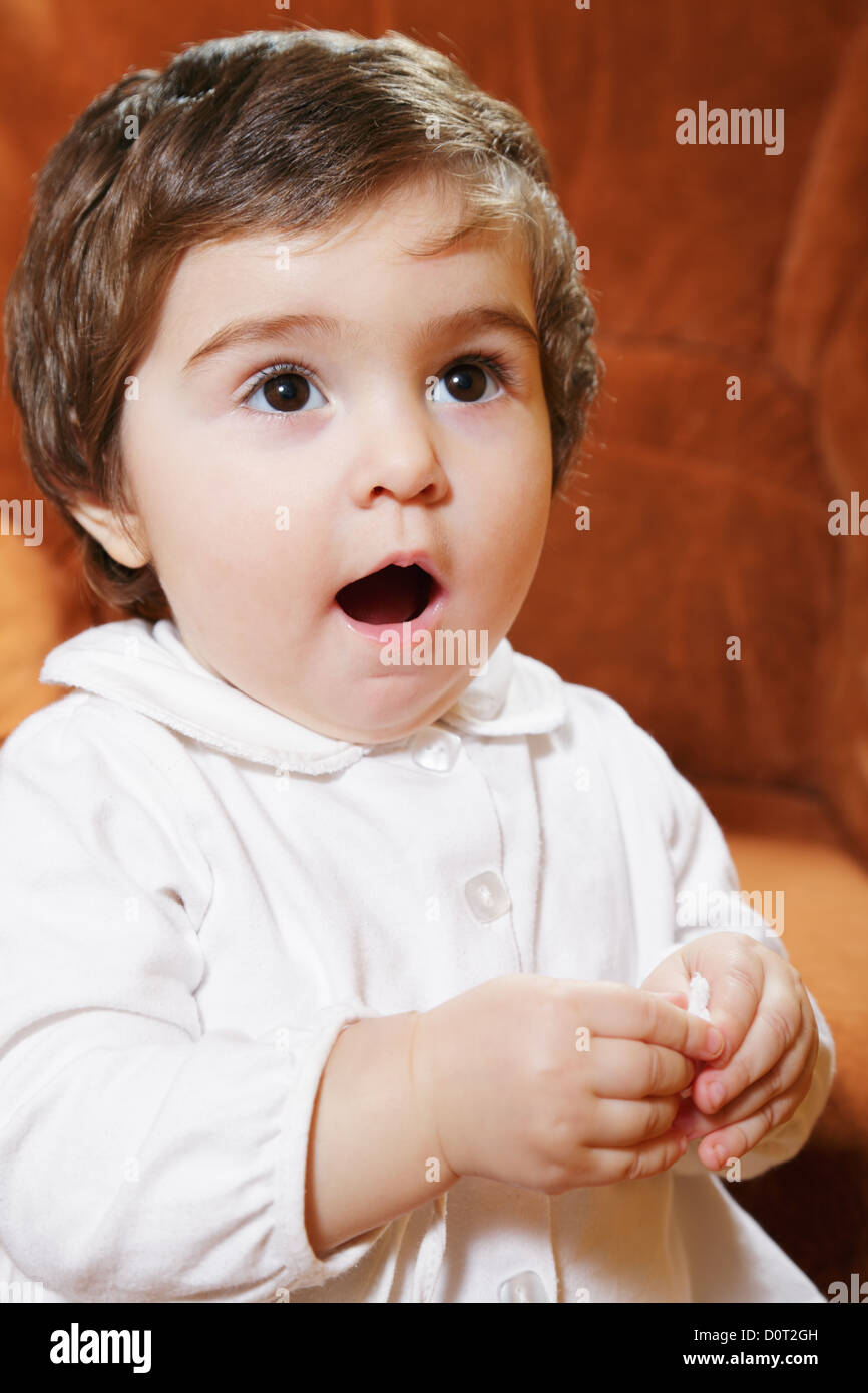 Singing infant hi-res stock photography and images - Alamy