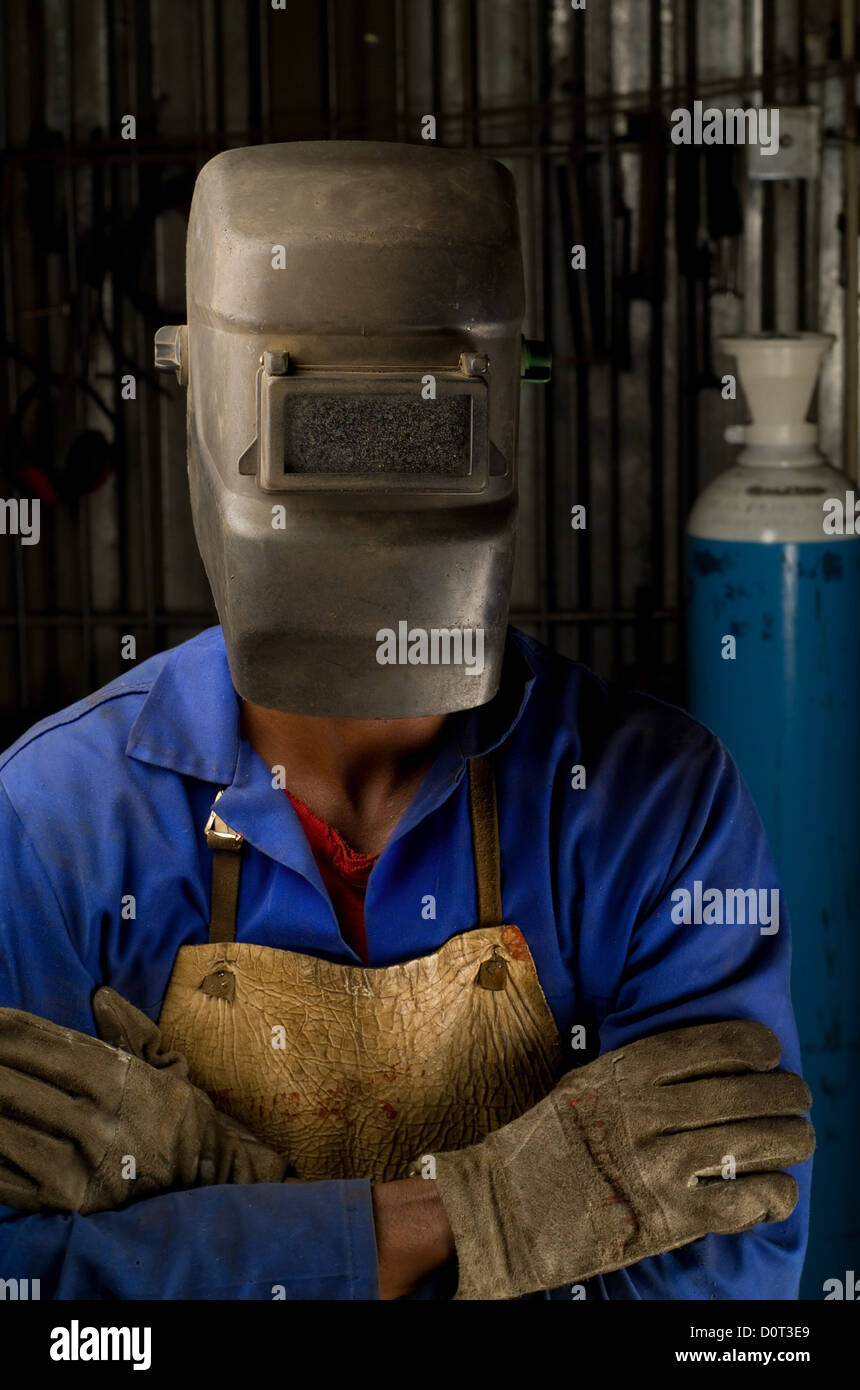 African welder mask hi-res stock photography and images - Alamy