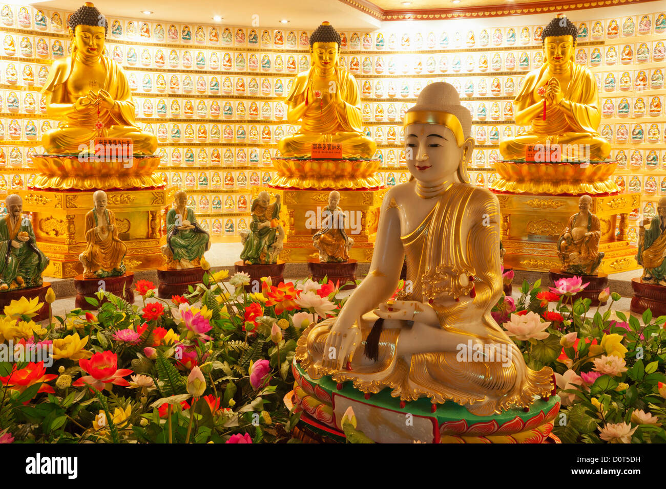 Asia, China, Hong Kong, Tsuen Wan, Western Monastery, Monastery ...