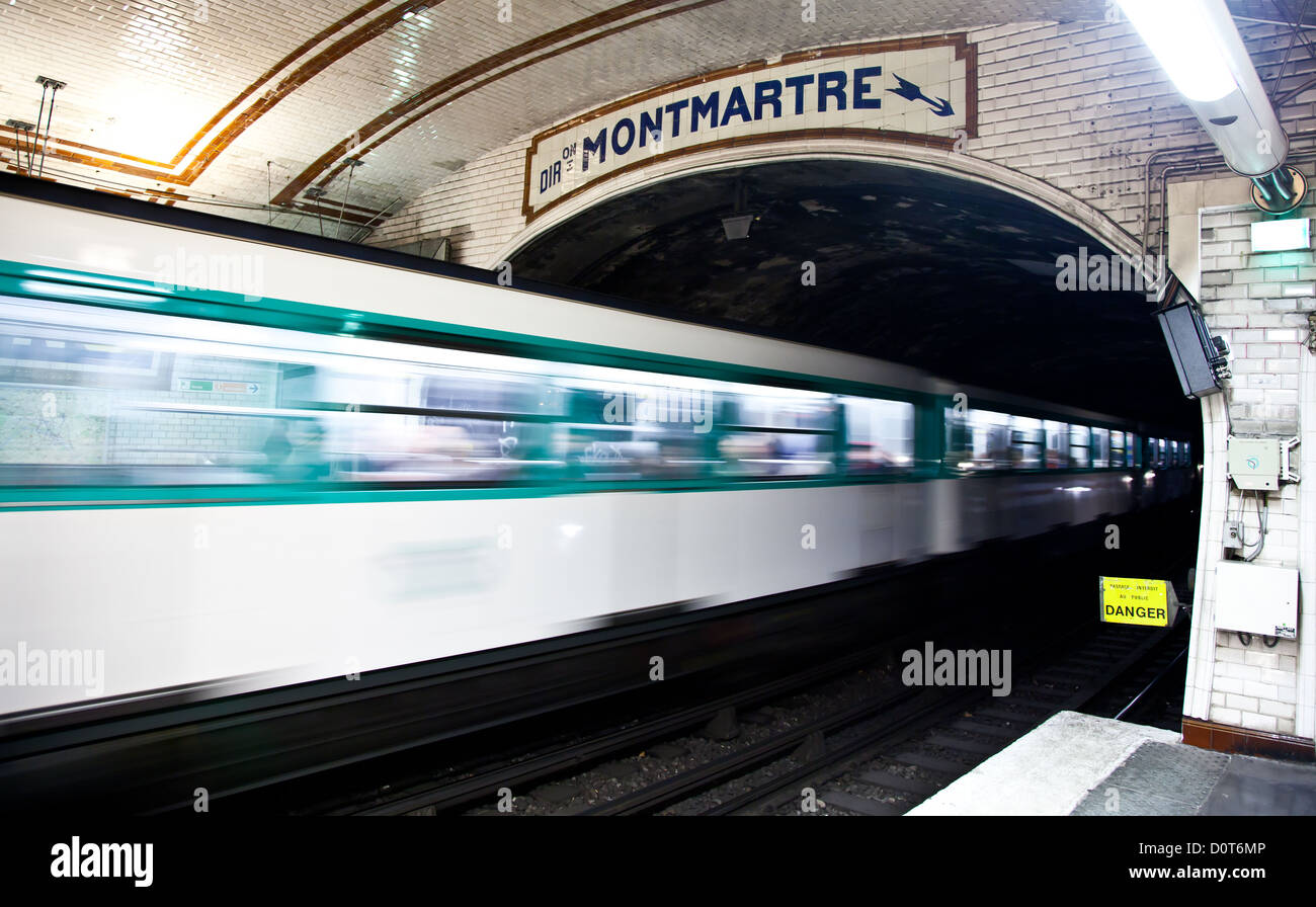Paris Metro Station Stock Photo - Alamy