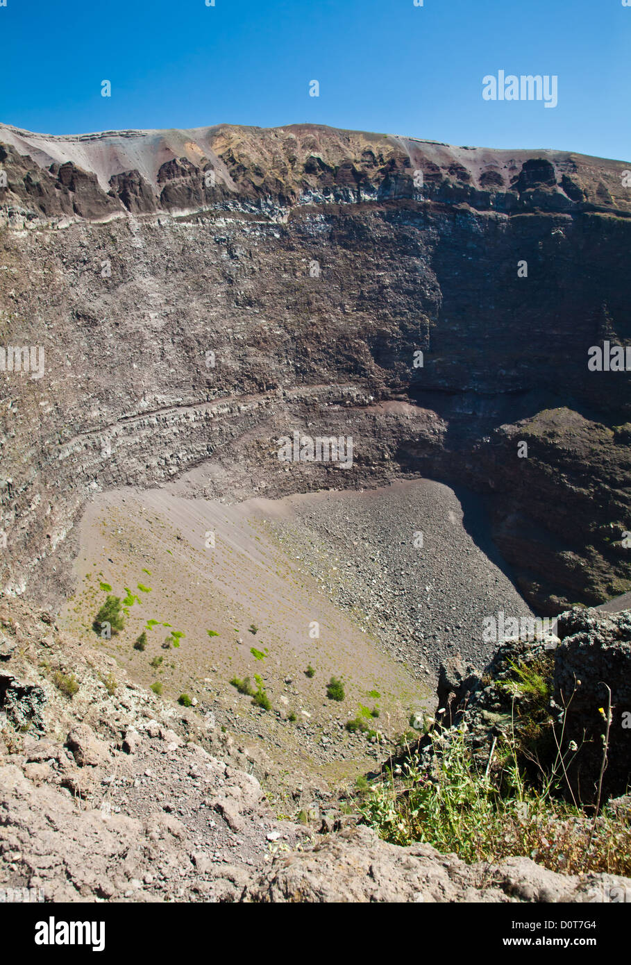 Volcanic rocks of mount vesuvius hi-res stock photography and images ...