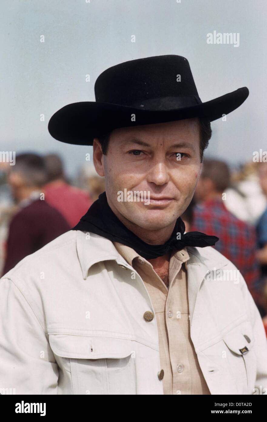 DEFOREST KELLEY.The Forest Kelly 1961.z2071.(Credit Image: © Bill ...