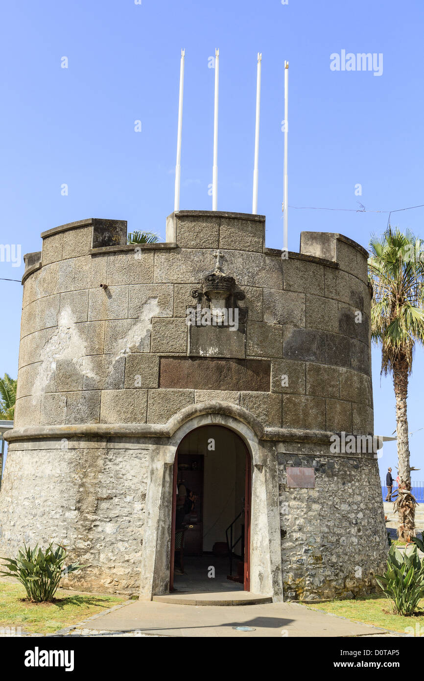 Fortress structures hi-res stock photography and images - Alamy
