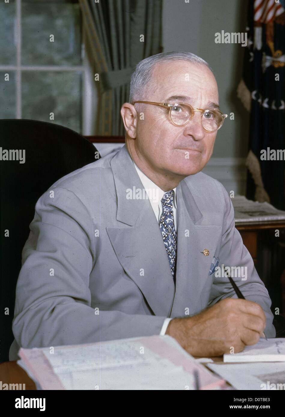 HARRY S TRUMAN.(Credit Image: © Harris And Ewing/Globe Photos/ZUMAPRESS ...