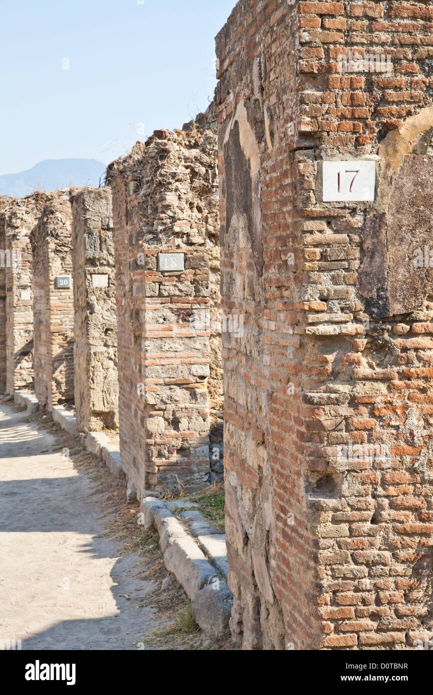 Pompeii - archaeological site Stock Photo - Alamy