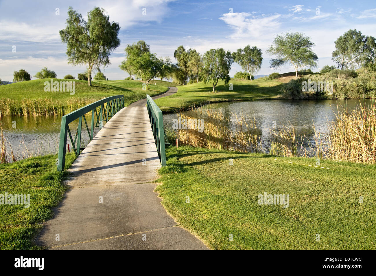 Golf cart pathway hi-res stock photography and images - Alamy