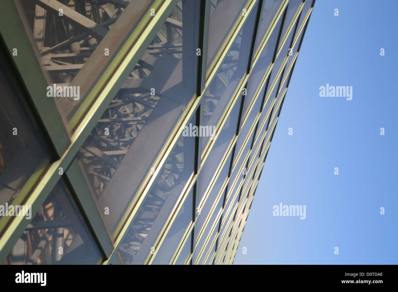 Metallic glass hi-res stock photography and images - Alamy