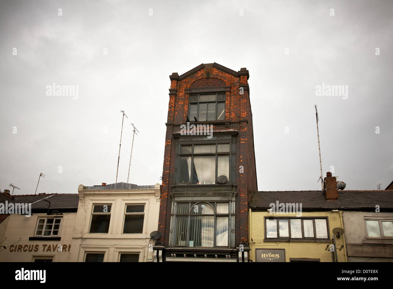 Multistory house hi-res stock photography and images - Alamy