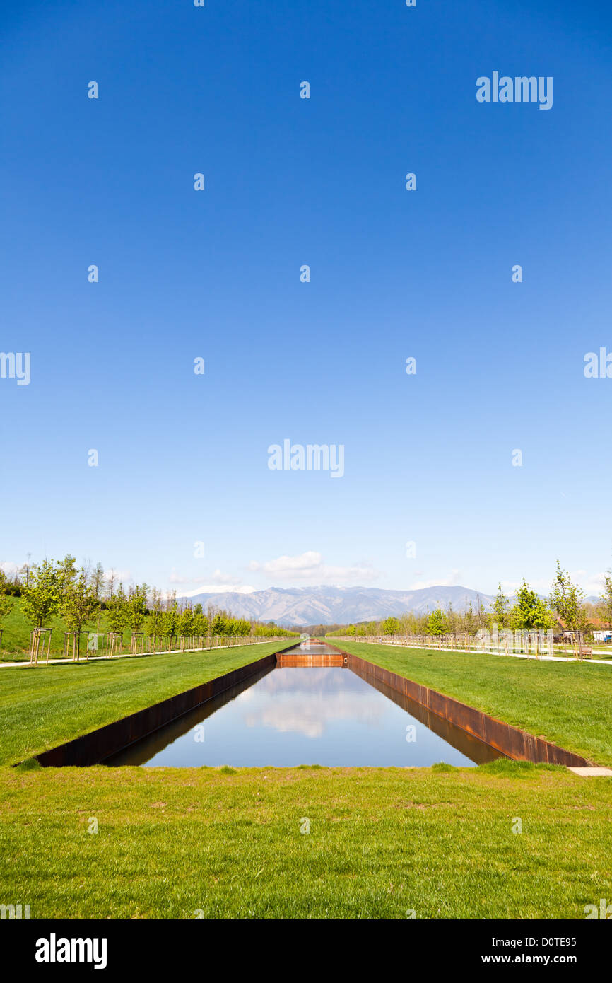 Irrigation pool hi-res stock photography and images - Alamy