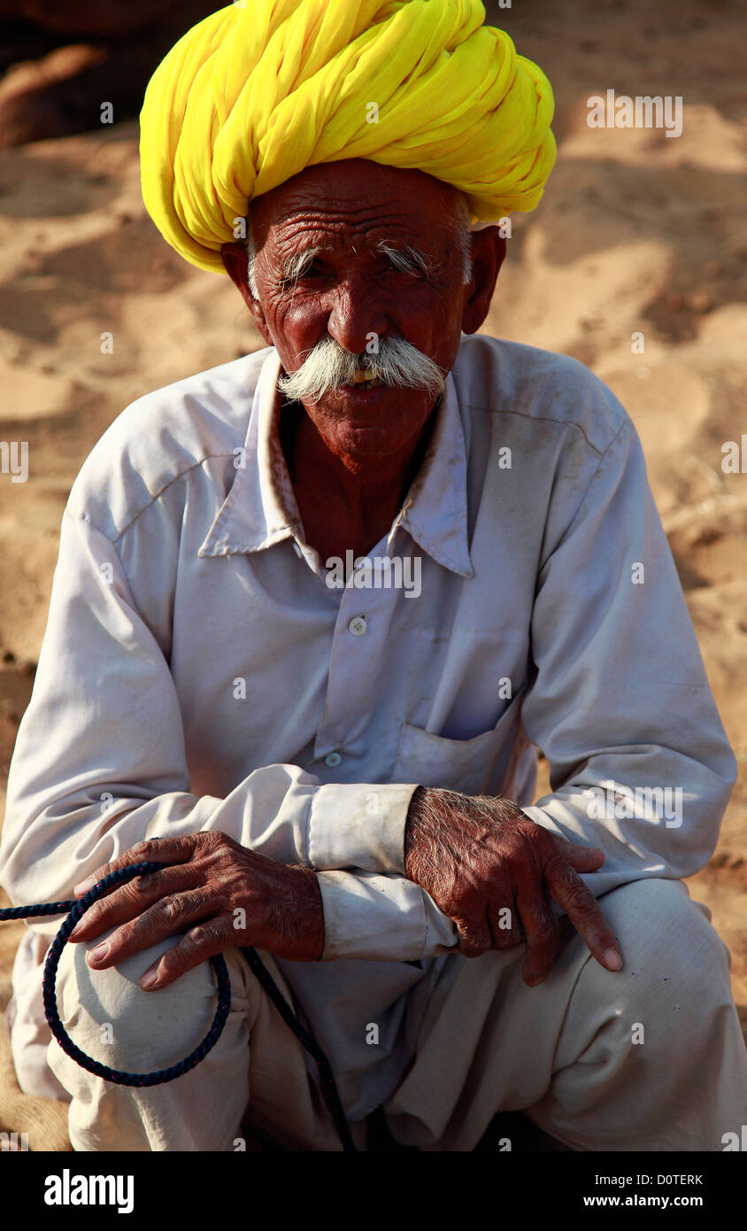 Portrait of Indian senior man Stock Photo - Alamy