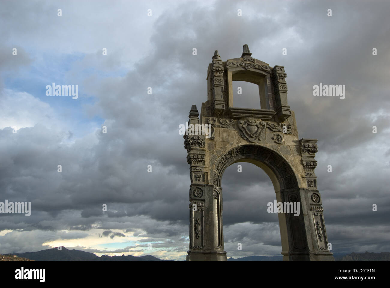Indigenous structure hi-res stock photography and images - Alamy