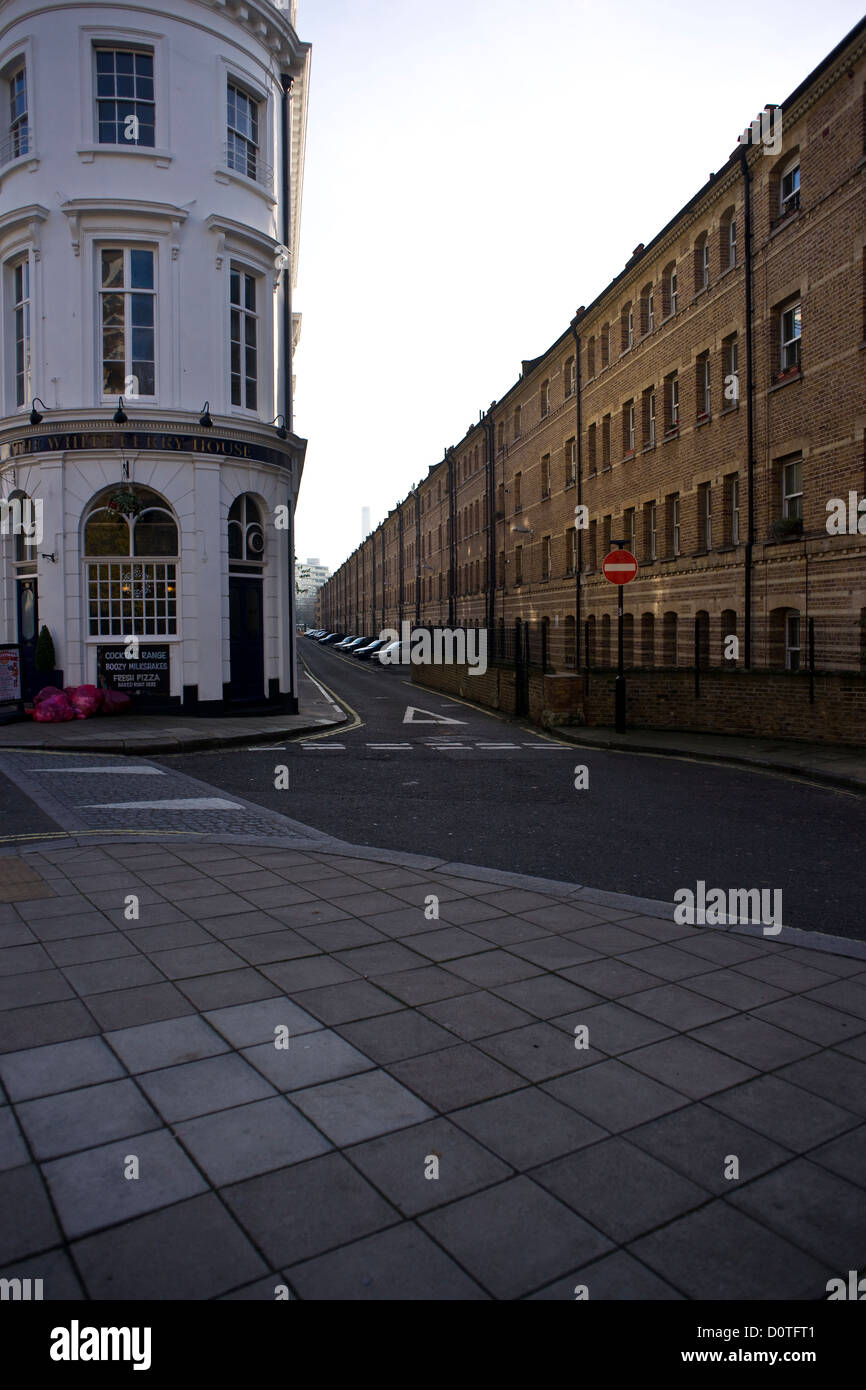 Peabody housing trust association hi-res stock photography and images ...