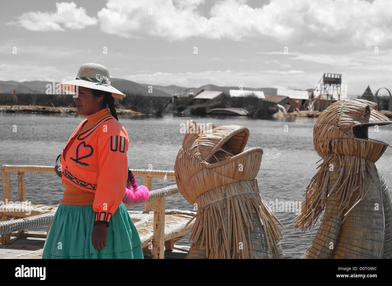 Native women in altiplano andes hi-res stock photography and images - Alamy
